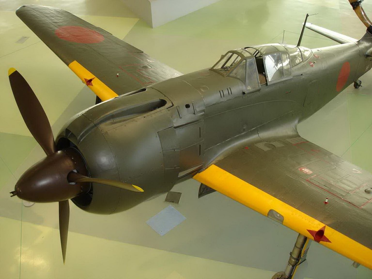 Kawasaki Ki-100 - Walk Around - NET-MAQUETTES