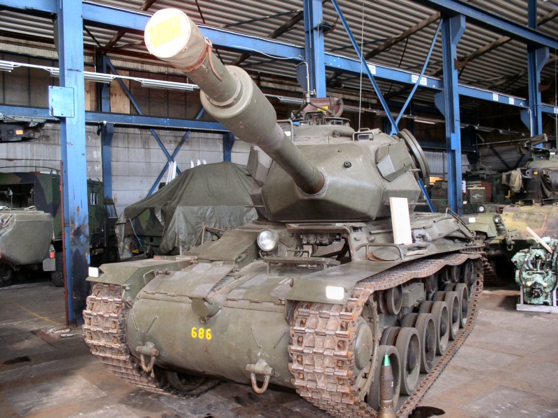 Stridsvagn 74 - Photos & Video - NET-MAQUETTES