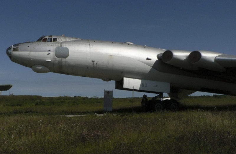 Myasishchev M-4 Bison - Photos & Video - NET-MAQUETTES