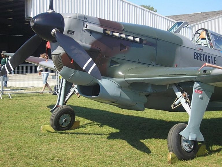 Morane-Saulnier MS.406 - Photos & Video - NET-MAQUETTES