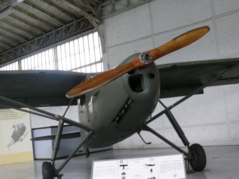 Fairchild 24 - Photos & Videos - NET-MAQUETTES