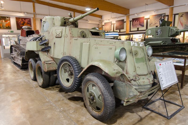 BA-10 - Broneavtomobil 10 - NET-MAQUETTES