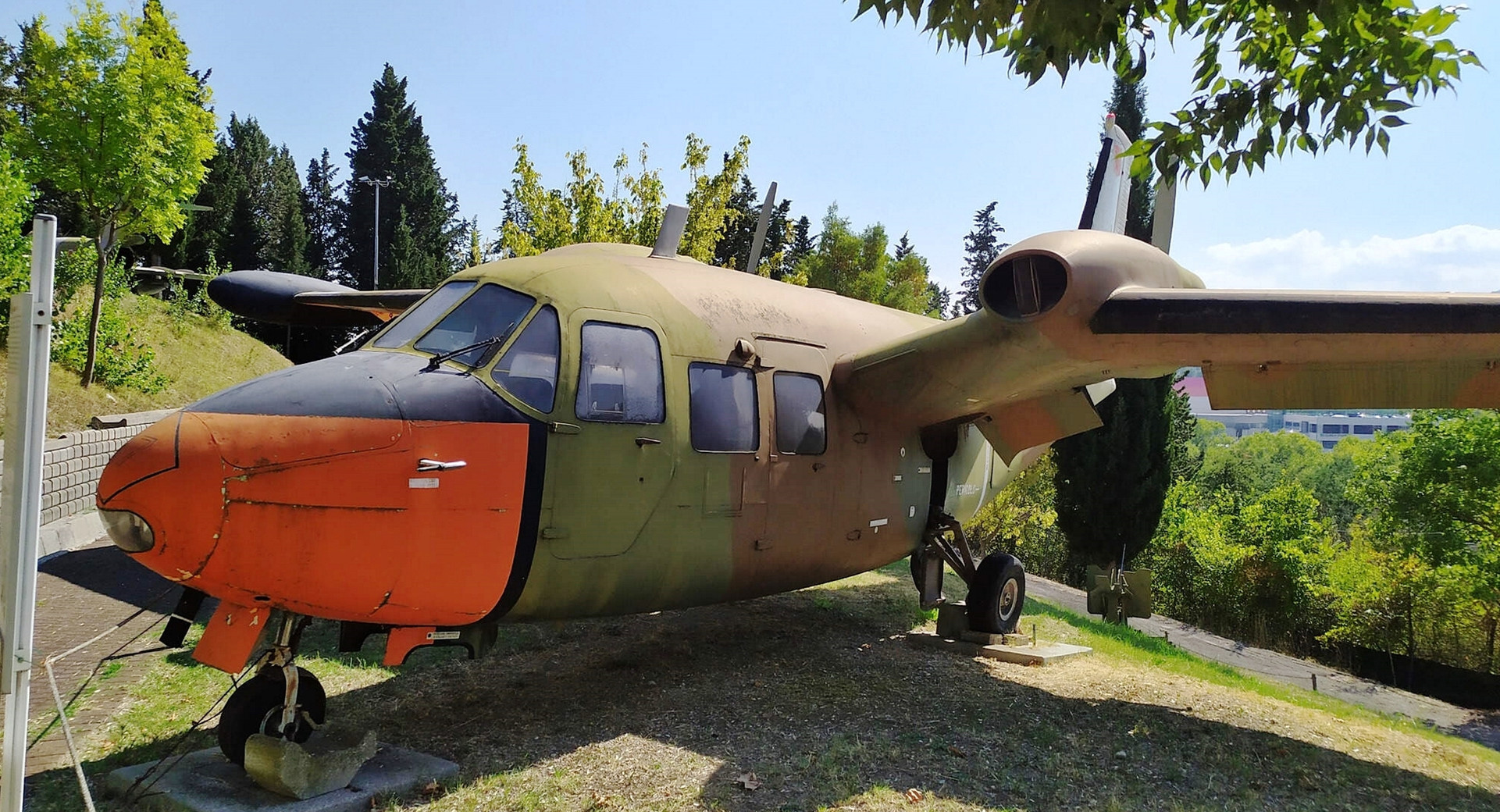 Piaggio P.166M - Photos & Videos - NET-MAQUETTES