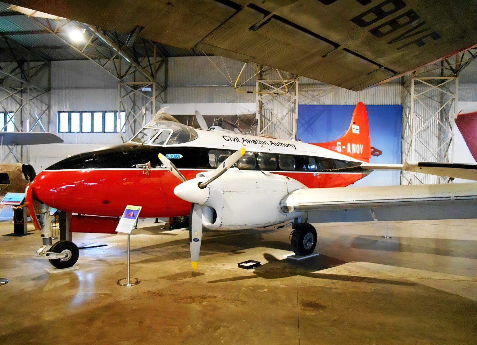 de Havilland DH.104 Dove - Photos & Videos - NET-MAQUETTES