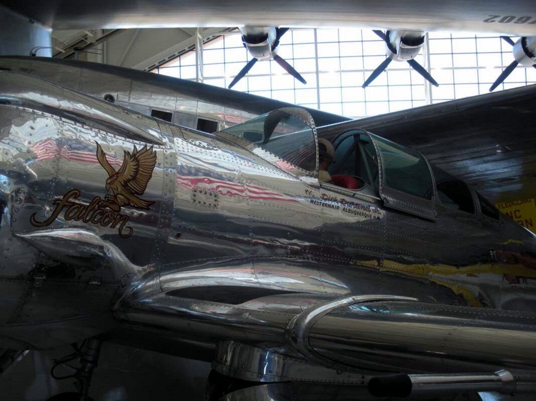 Curtiss-Wright CW-22 - Photos & Video - NET-MAQUETTES