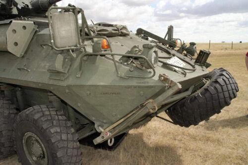 LAV-25 - WalkAround - NET-MAQUETTES