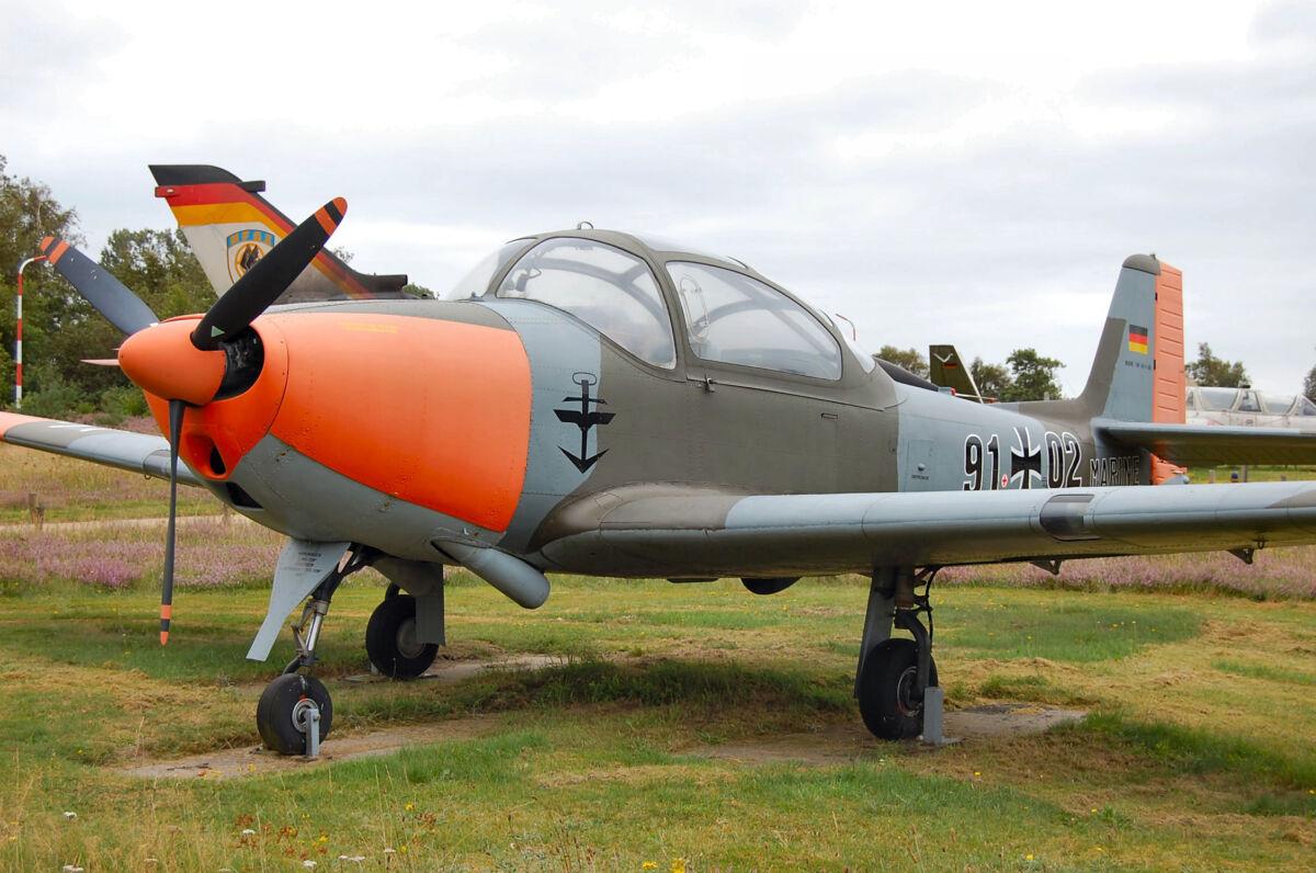 Piaggio P-149D - Photos & Video - NET-MAQUETTES