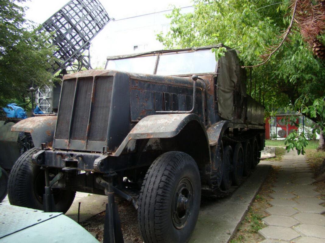 SdKfz 9 Famo - WalkAround - NET-MAQUETTES