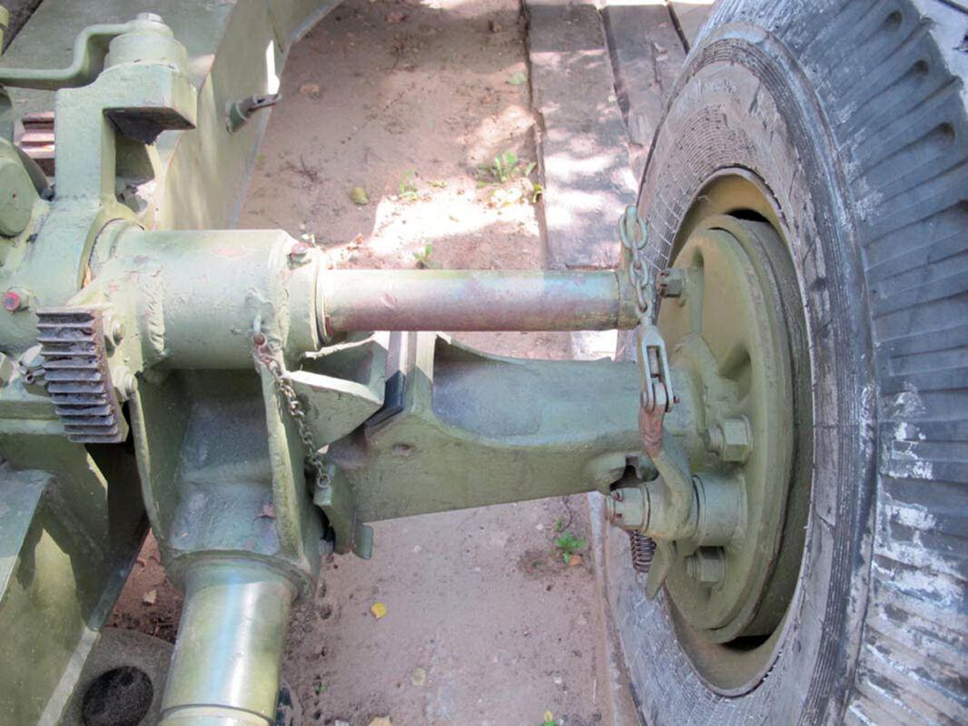 Soviet 100 mm KS-19 - WalkAround - NET-MAQUETTES